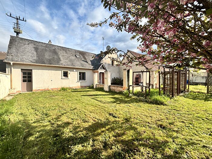 Maison à vendre - Saint-Léger-aux-Bois - 6 pièces - 4 chambres
