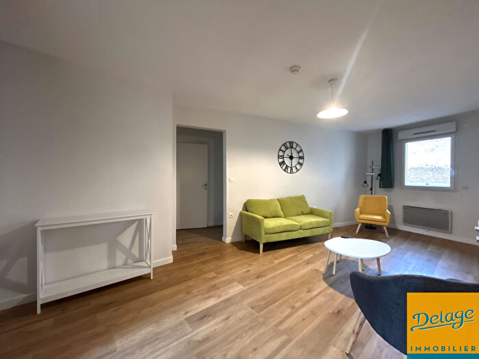 Appartement à louer - Limoges, Centre-ville, Hôtel de Ville, Emailleurs - 3 pièces - 2 chambres