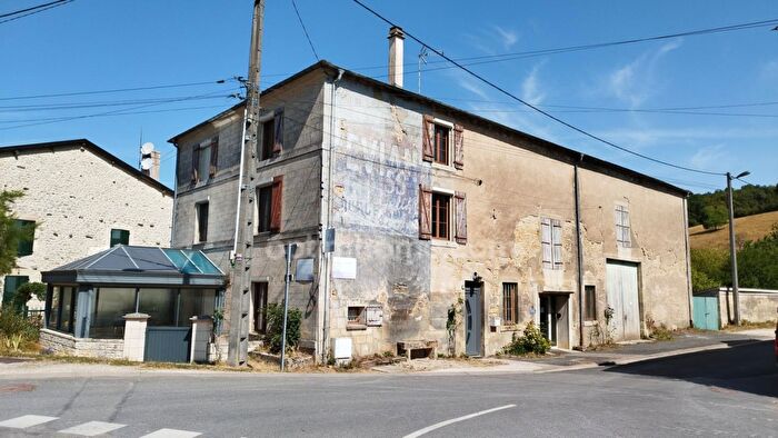 Maison 7 pièces à Stainville, à vendre
