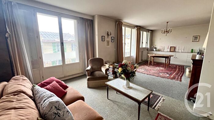 Appartement à vendre - Pontoise, Hermitage - 4 pièces - 2 chambres