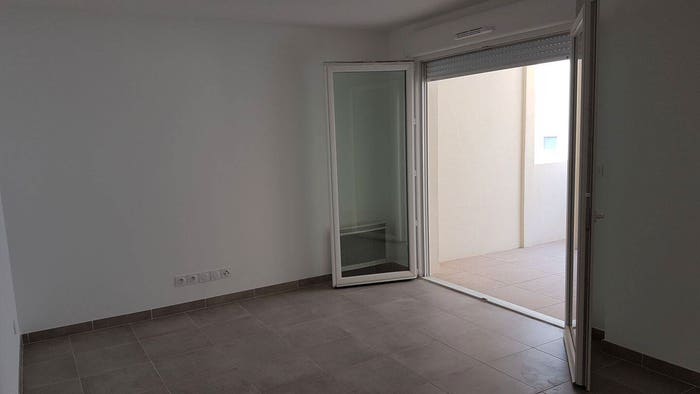 Appartement 2 pièces à Trois Quartiers-Siblas, Toulon, à louer