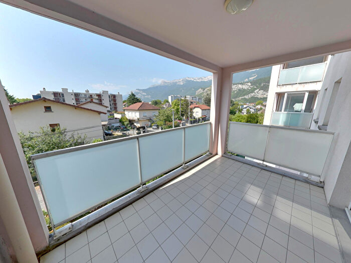 Appartement 3 pièces à Échirolles, Bayard, La Luire, Vicose, Comboire, à vendre