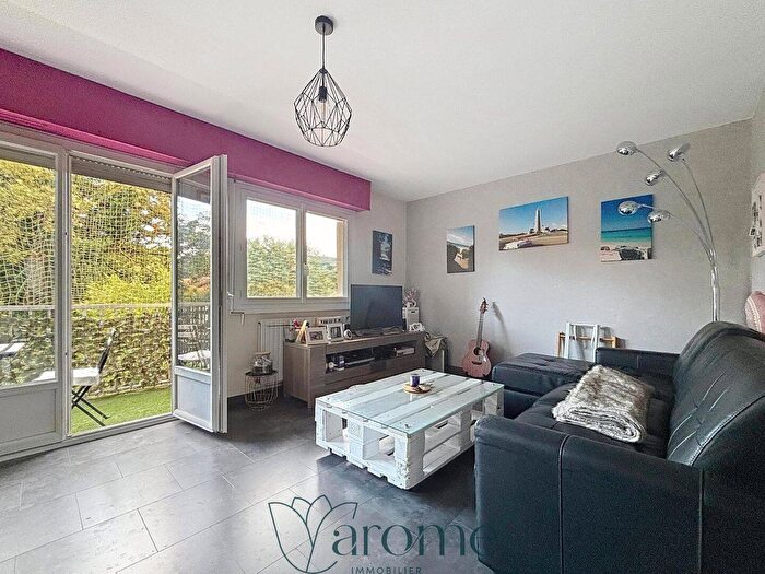 Appartement à louer - LArbresle - 3 pièces - 2 chambres