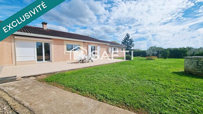 Maison à vendre - Montayral - 9 pièces - 5 chambres