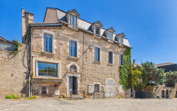 Villefranche-de-Rouergue, Tricot : Maison 12 pièces à vendre