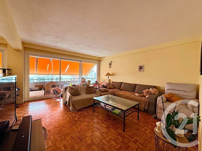 Appartement 4 pièces à Tarbes, Centre-ville, à vendre