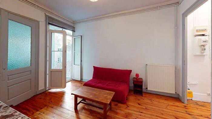 Appartement à louer - Saint Jacques-Chavanelle, Saint-Étienne - 2 pièces - 1 chambre