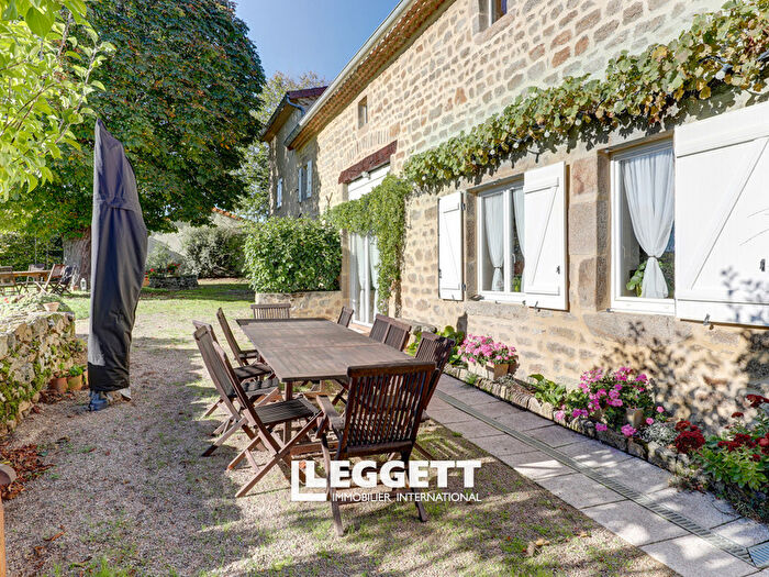 Maison à vendre - Saint-Flour - 11 pièces - 7 chambres