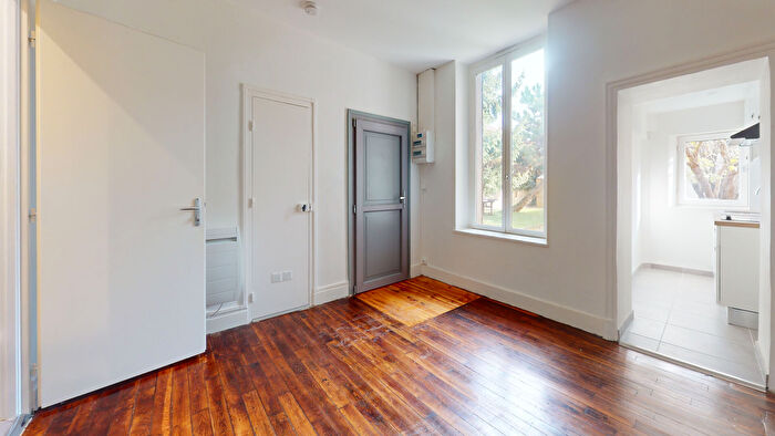 Appartement à louer - Dijon, Colombière, Parc Chevreul - 1 pièce