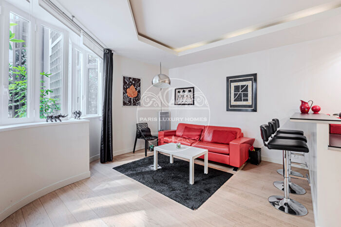 Appartement à vendre - Paris er , Châtelet, Les Halles - 2 pièces - 1 chambre