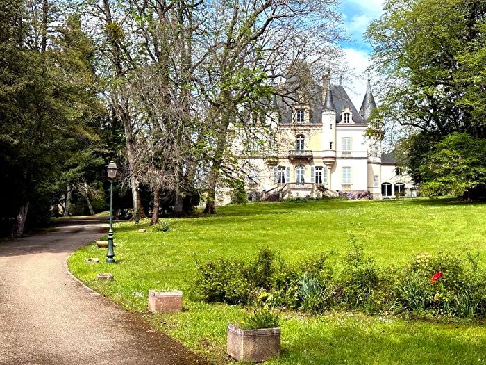 Maison à vendre - Jujurieux - 18 pièces - 10 chambres