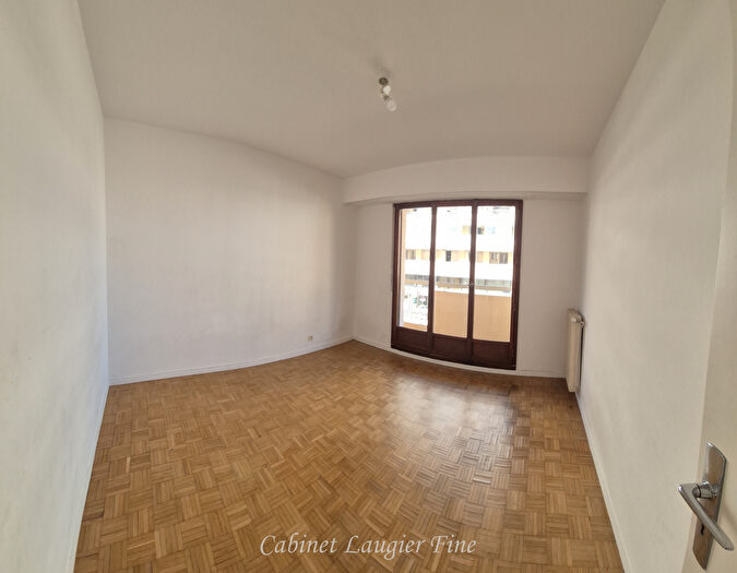 Marseille 4ème, Cinq Avenues - Appartement 3 pièces à louer