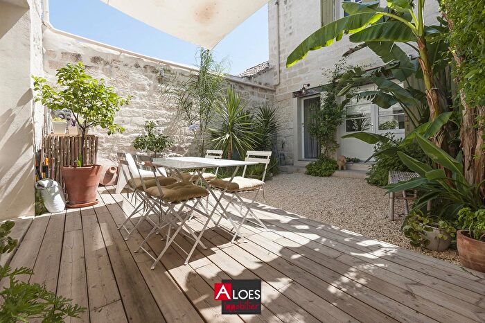 Maison à vendre - Aigues-Mortes - 7 pièces - 5 chambres