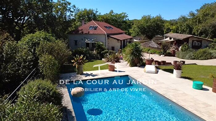 Maison à vendre - Roquecor - 10 pièces - 5 chambres