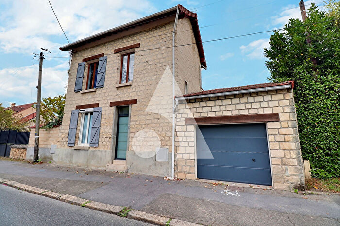Maison à vendre - Méry-sur-Oise - 5 pièces - 3 chambres