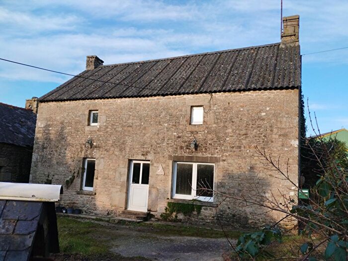 Maison 4 pièces à Langonnet, à vendre