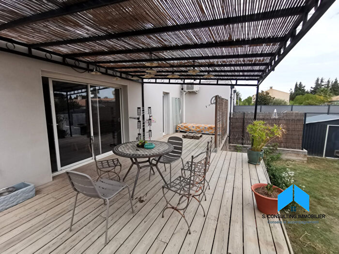 Maisons à vendre et appartements à louer - 1