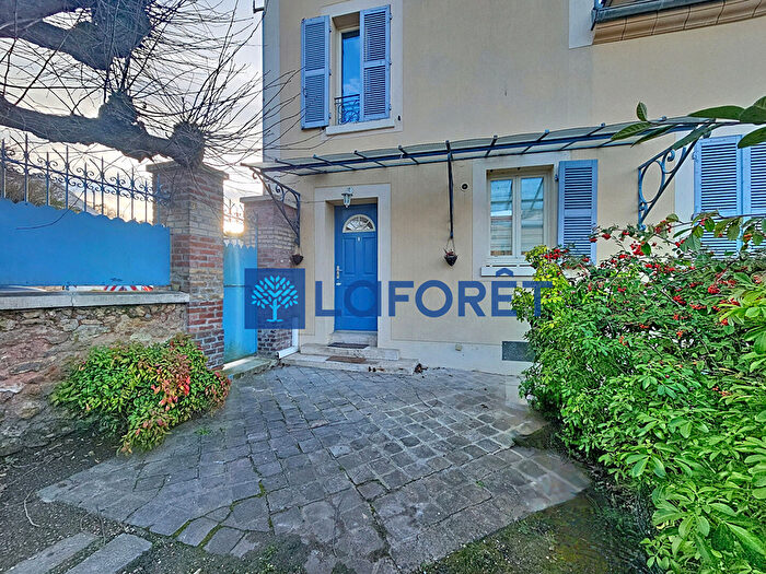 Maison à louer - Chambourcy - 5 pièces - 4 chambres