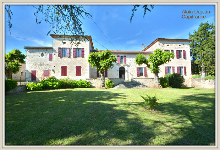 Maison 8 pièces à vendre à Clermont-Soubiran