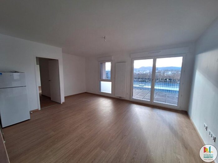 Appartement à louer - Clermont-Ferrand, Montferrand - 3 pièces - 2 chambres