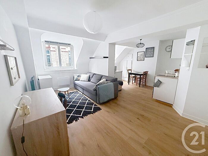 Appartement à louer - Orléans, Cathédrale, Jeanne dArc - 2 pièces - 1 chambre