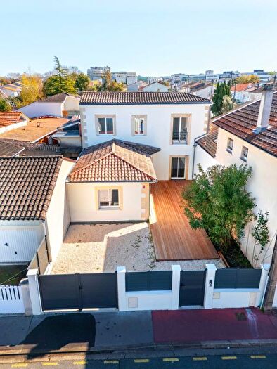 Maison à vendre - Le Bouscat, La Garenne, Carnot - 5 pièces - 3 chambres