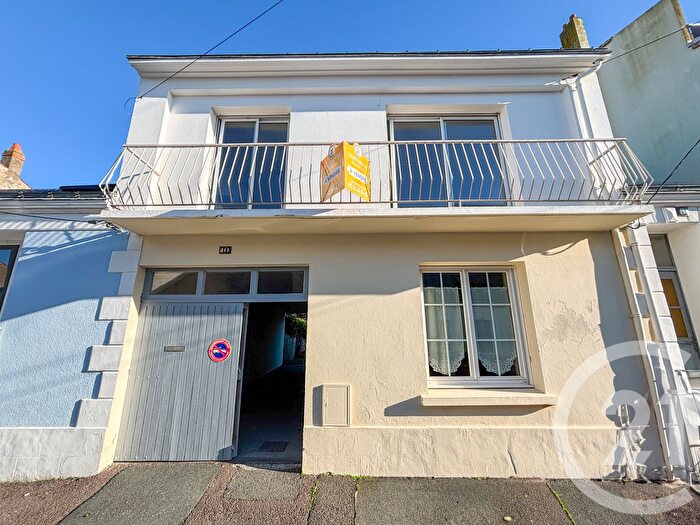Maison à vendre - Les Sables-dOlonne, Gare - 5 pièces - 3 chambres