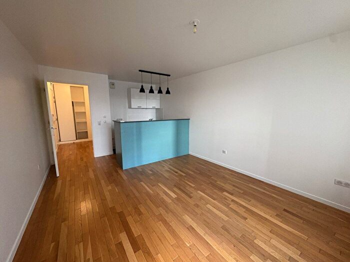 Appartement à louer - Télégraphe-Pelleport Saint Fargeau, Paris ème arrondissement - 1 pièce