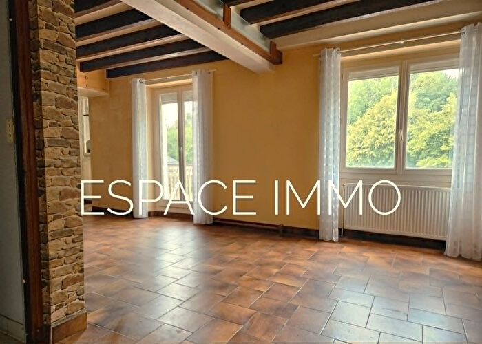 Maison 6 pièces à Le Monastère, à vendre