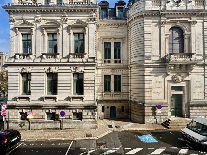 Appartement à vendre - Vannes, Centre-ville, Le Port - 4 pièces - 3 chambres