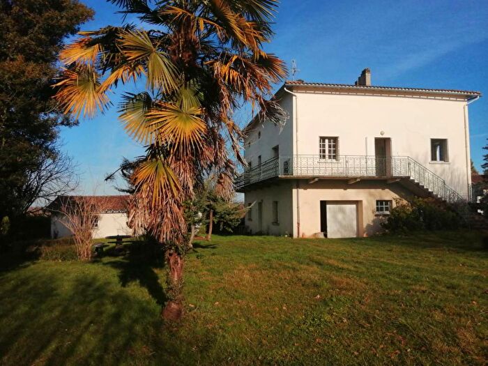 Maison à vendre - Saint-Privat-des-Prés - 8 pièces - 5 chambres