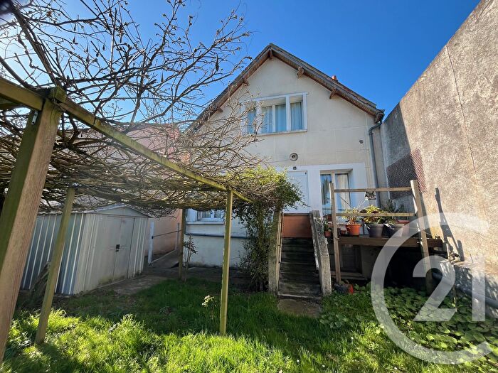 Châtellerault, Nord Ouest : Maison 5 pièces à vendre