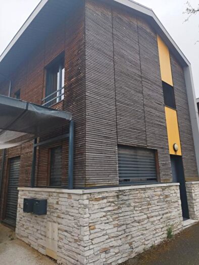 Maison à vendre - Saint-Priest, Village - 2 pièces - 1 chambre