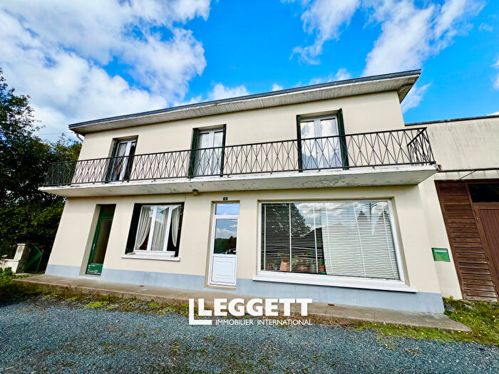 Maison à vendre - Saint-Mathieu - 10 pièces - 6 chambres