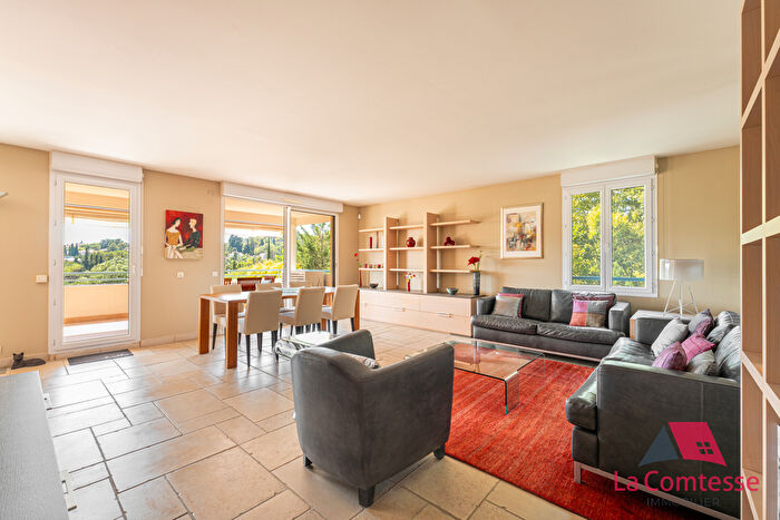 Appartement 5 pièces à Aix-en-Provence, Saint-Donat, Les Platanes, à vendre