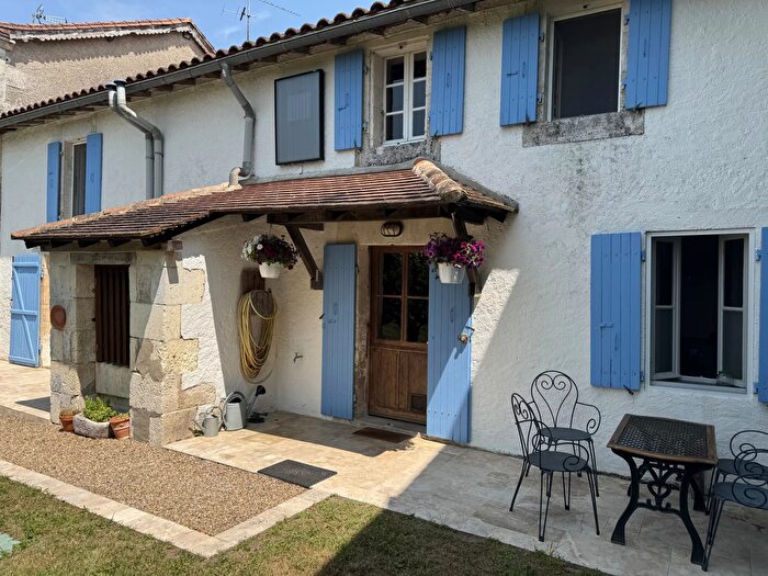 Bertric-Burée : Maison 5 pièces à vendre