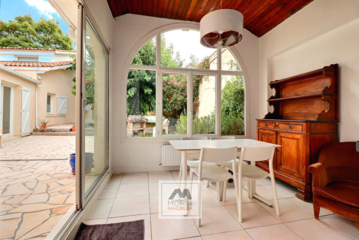 Maison à vendre - Mérignac, Saint-Augustin - 8 pièces - 7 chambres