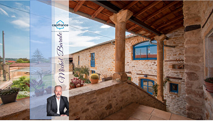 Maison à vendre - Saint-Germain-Nuelles, Saint-Germain-sur-lArbresle - 8 pièces - 4 chambres