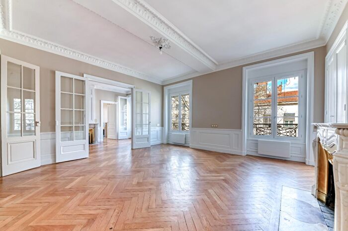 Appartement à vendre - Lyon e , Tête dOr, Vitton - 5 pièces - 3 chambres