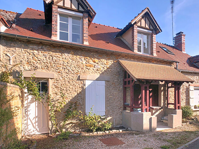 Maison à vendre - Clairefontaine-en-Yvelines - 4 pièces - 3 chambres