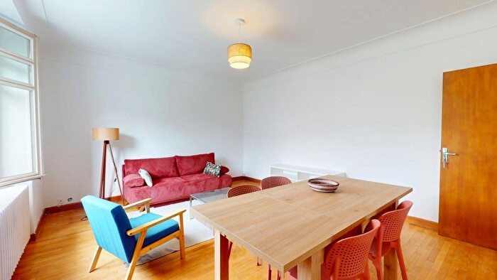 Belair, Rodez : Appartement 2 pièces à louer