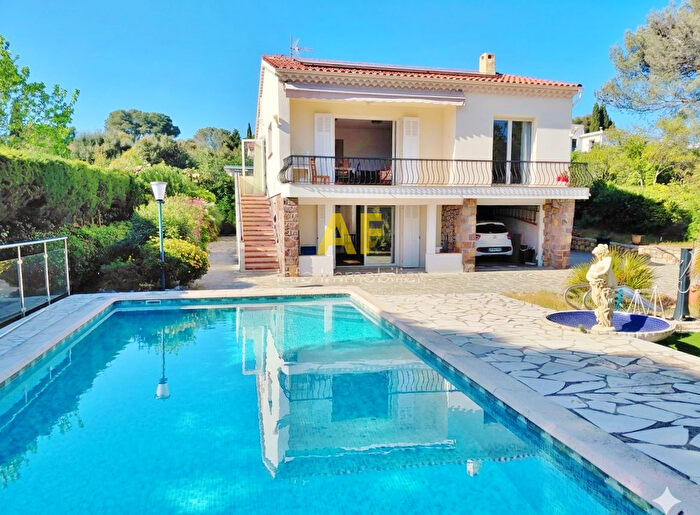 Saint-Raphaël, Plateau Notre-Dame : Maison 6 pièces à vendre