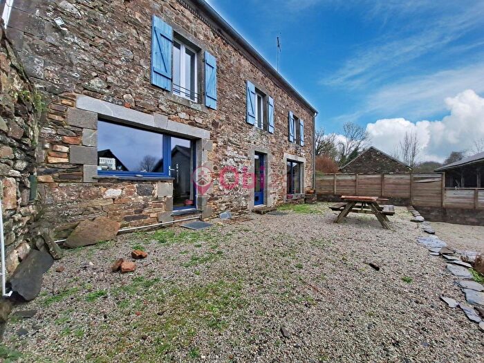 Maison à vendre - Lopérec - 5 pièces - 3 chambres