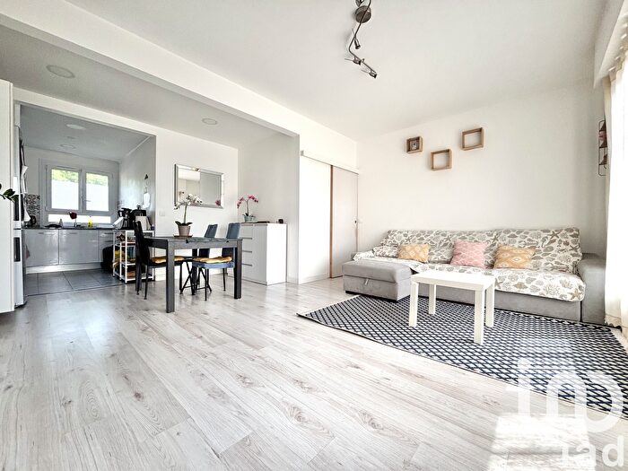 Appartement à vendre - Pontault-Combault, Orme au Charron - 4 pièces - 3 chambres