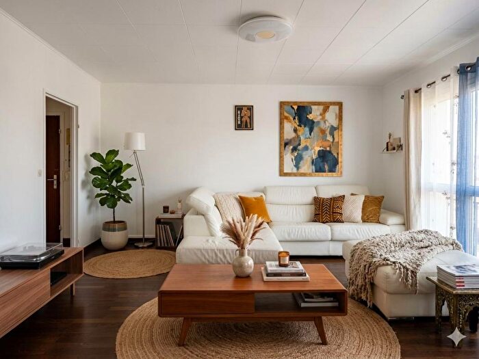 Appartement à vendre - Yerres, Gambetta, Brossolette, Belvédère - 5 pièces - 4 chambres