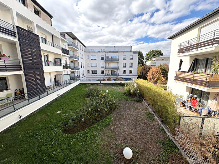 Appartement 3 pièces à vendre - Saint-Cyr-l'École, Centre-ville