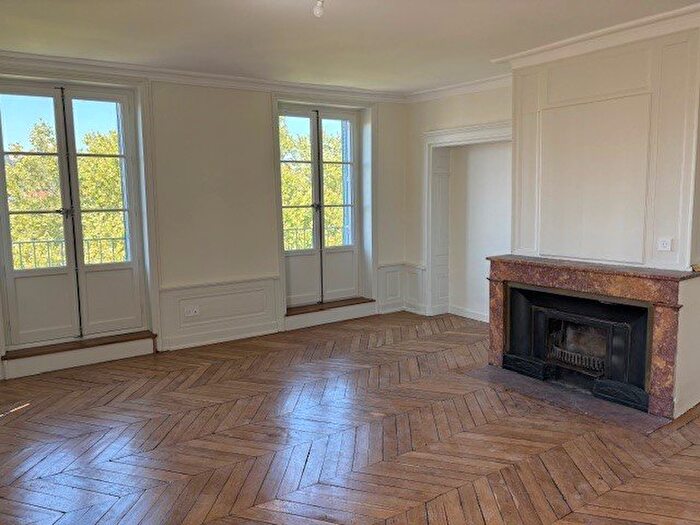 Appartement 4 pièces à Lyon 3ème, Mutualité, Préfecture, Moncey, à louer