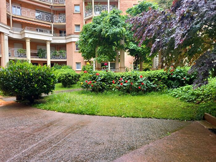 Maisons à vendre et appartements à louer - 1