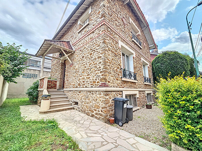 Maison à vendre - Saint-Maur-des-Fossés, Saint-Maur-Créteil - 3 pièces - 2 chambres