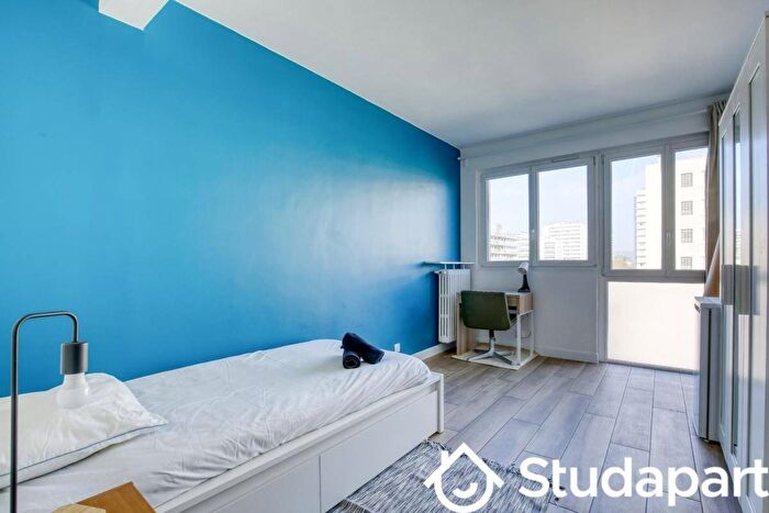 Appartement à louer - Centre Ville-Basilique, Argenteuil - 1 pièce - 5 chambres